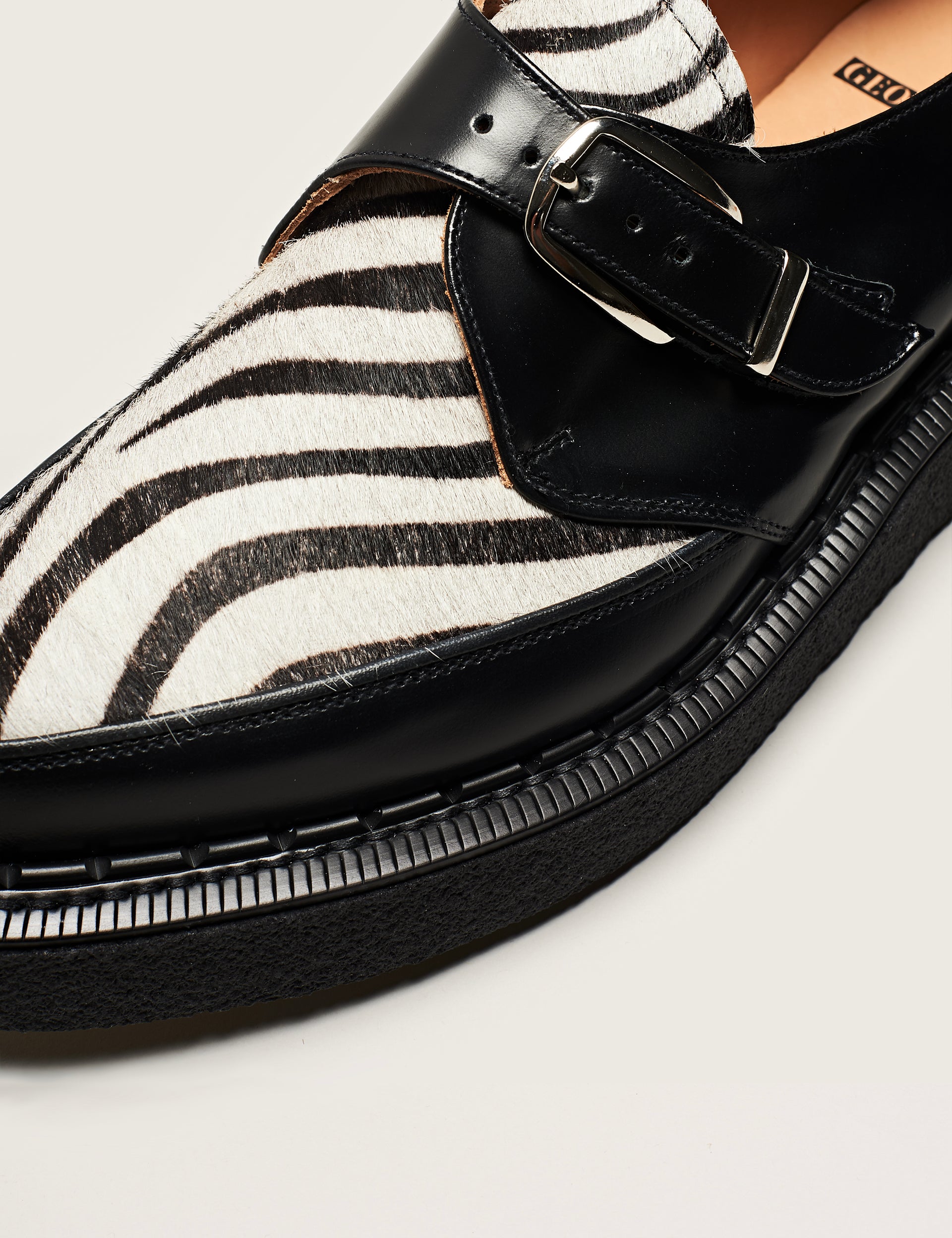 Diano Monk Black – George Cox